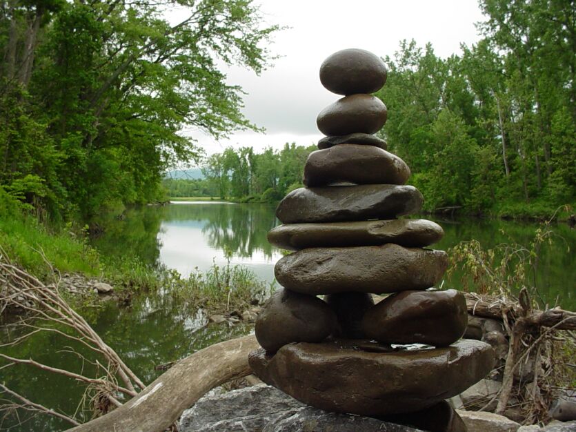 Professional Rock Stacking & Balancing